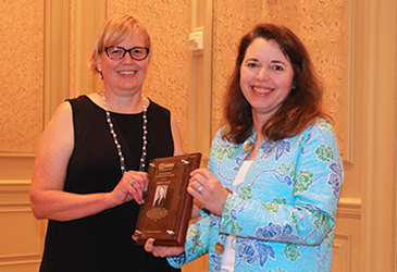 FMI honors USDA official Andrea Gold